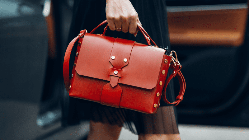 Creating A Handbag - Compliance Cheat Sheet - Compliance & Risks